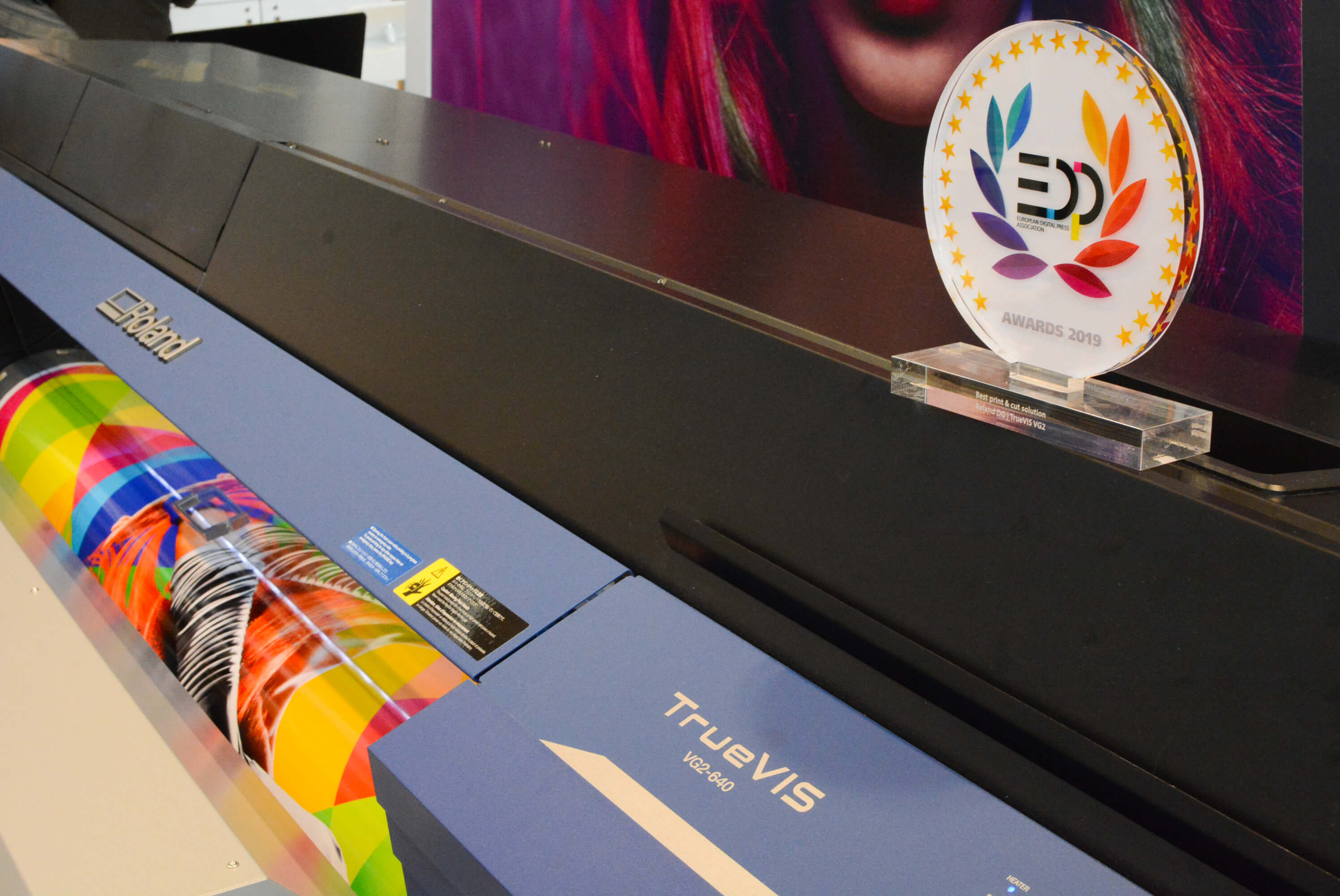 News | New Roland TrueVIS VG2 Leads the Print and Cut Field with EDP Award